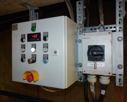 Submerged Scraper Conveyors - Micontec GmbH